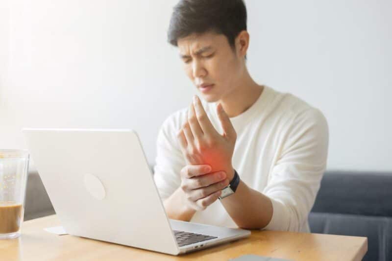 How Repetitive Strain and Long-Term Workplace Injuries Can Qualify for Compensation | Armstrong ...